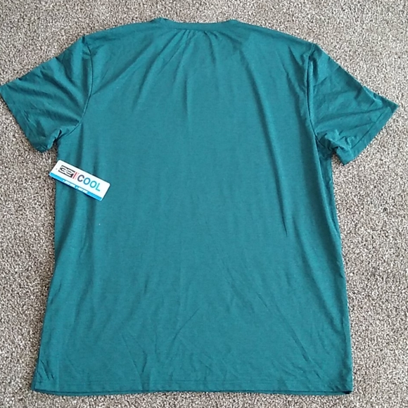 32 Degrees | Shirts | 32 Degree Cool Tee | Poshmark